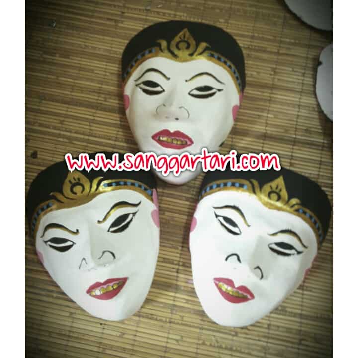 Properti Tari - Sanggar Tari Tradisional " Kendali Manik " Jakarta ...